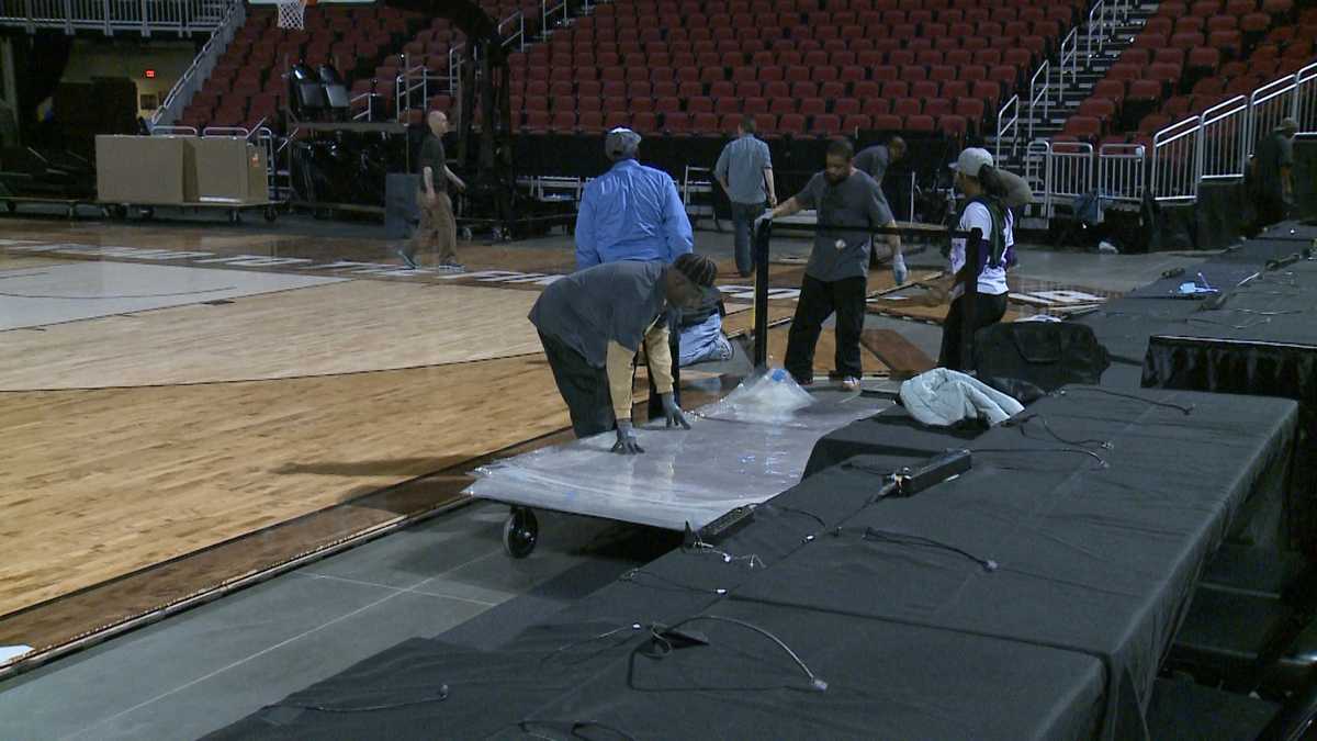IMAGES: NCAA floor installed at KFC Yum! Center