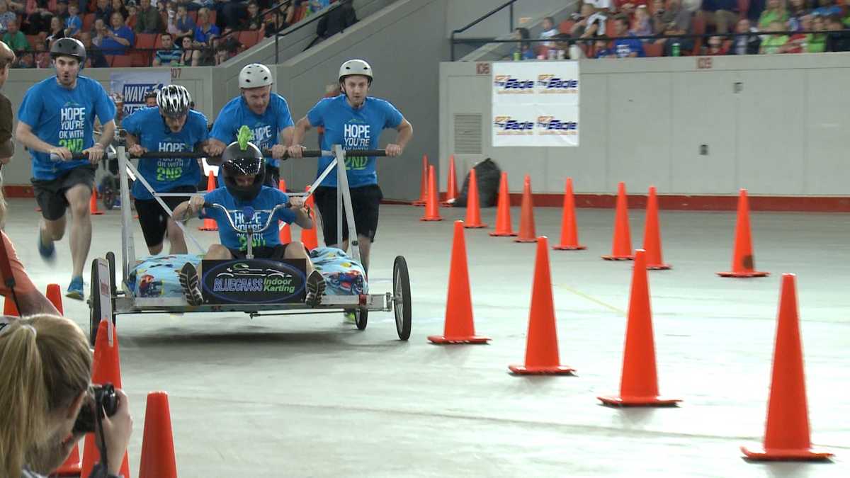 Photos: 2016 Great Bed Races