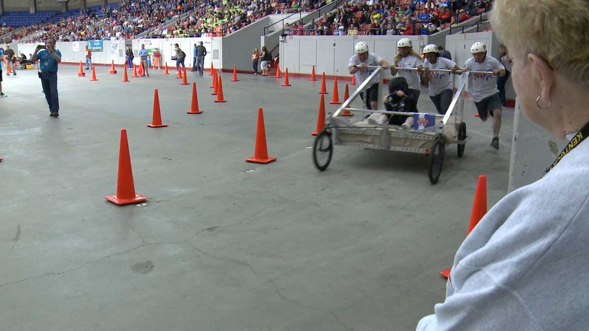 Photos: 2016 Great Bed Races