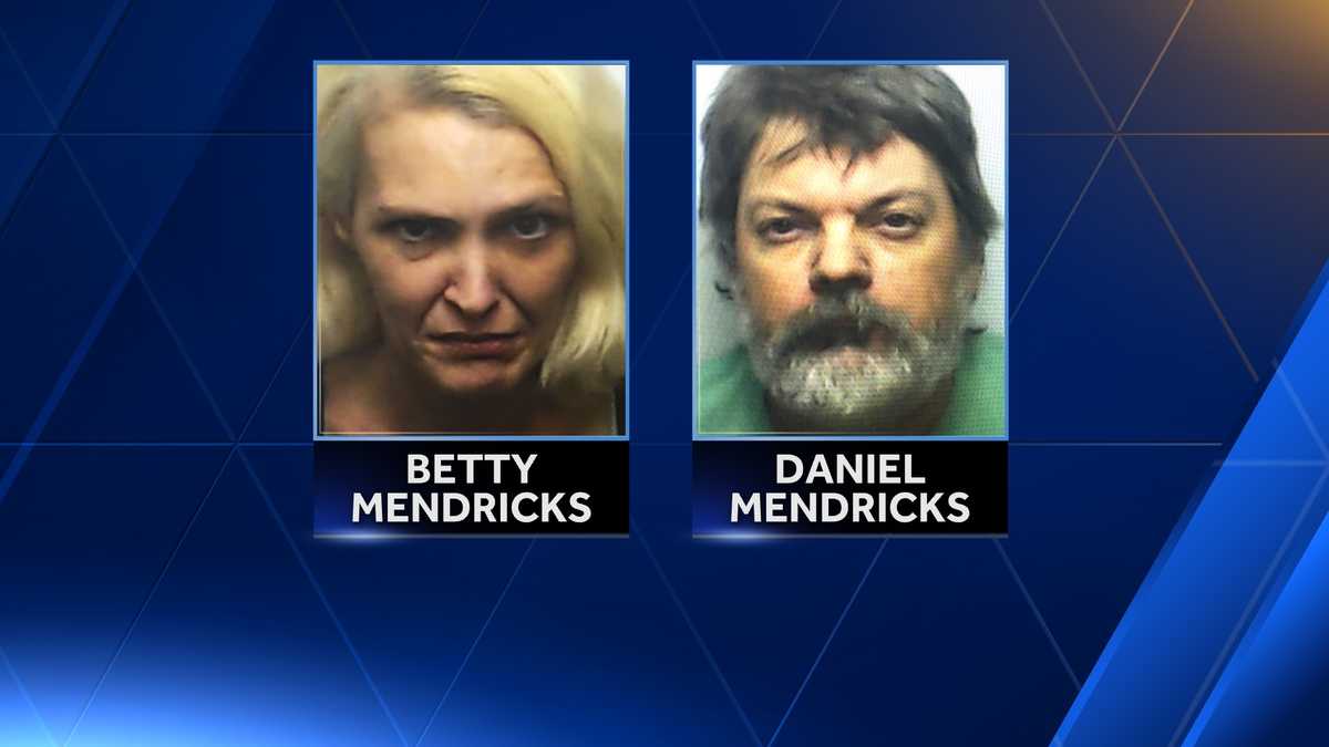 Clark County parents face charges after child spotted with gun on street