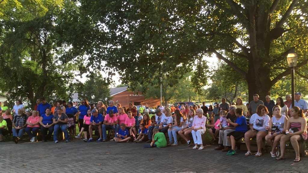 Community calls for peace in Shawnee neighborhood