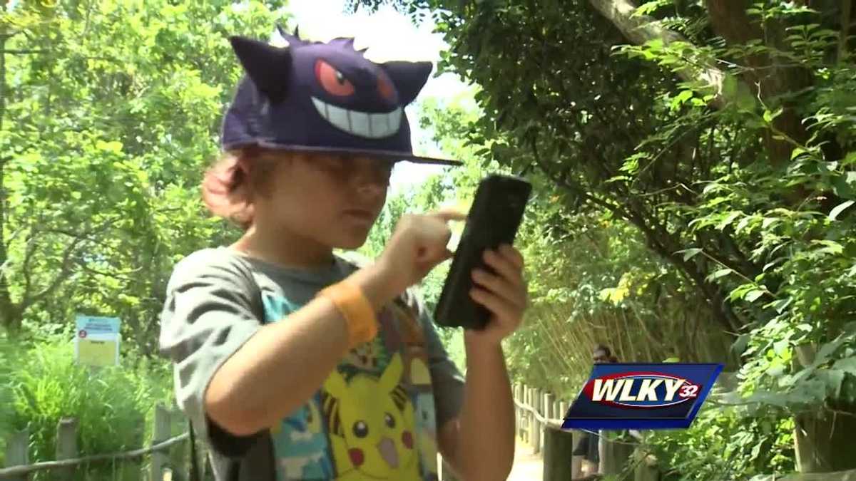 'Pokemon Go' takes over Louisville Zoo