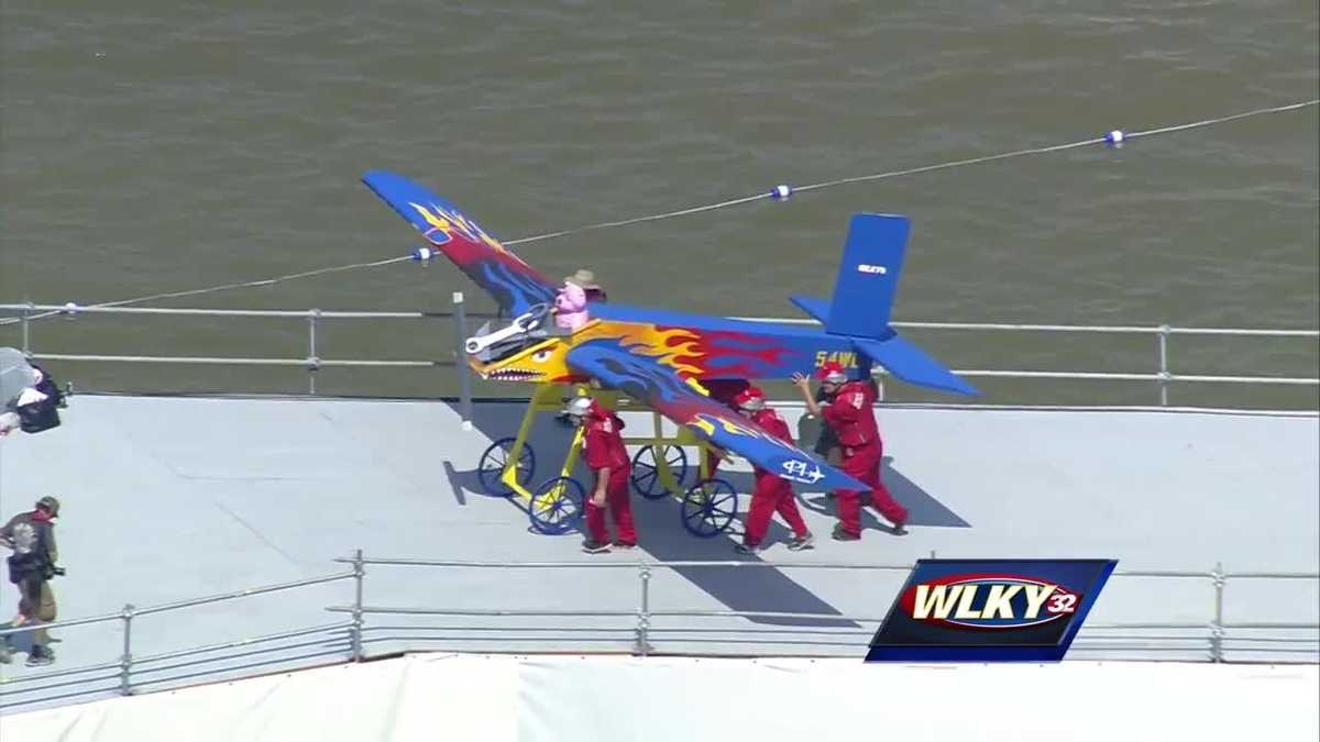 Human-powered flying machines take over Waterfront Park