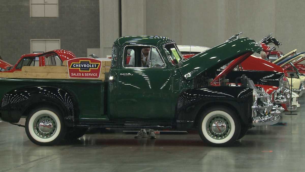 IMAGES: Mecum Auto Auction arrives at Kentucky Expo Center