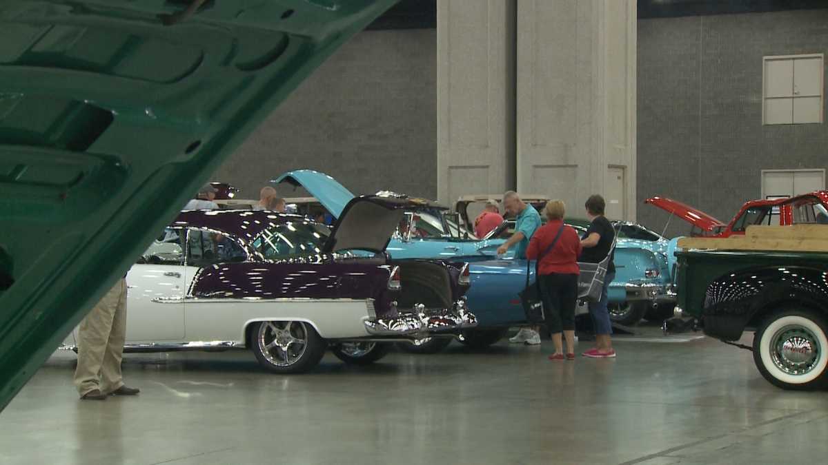 IMAGES: Mecum Auto Auction arrives at Kentucky Expo Center
