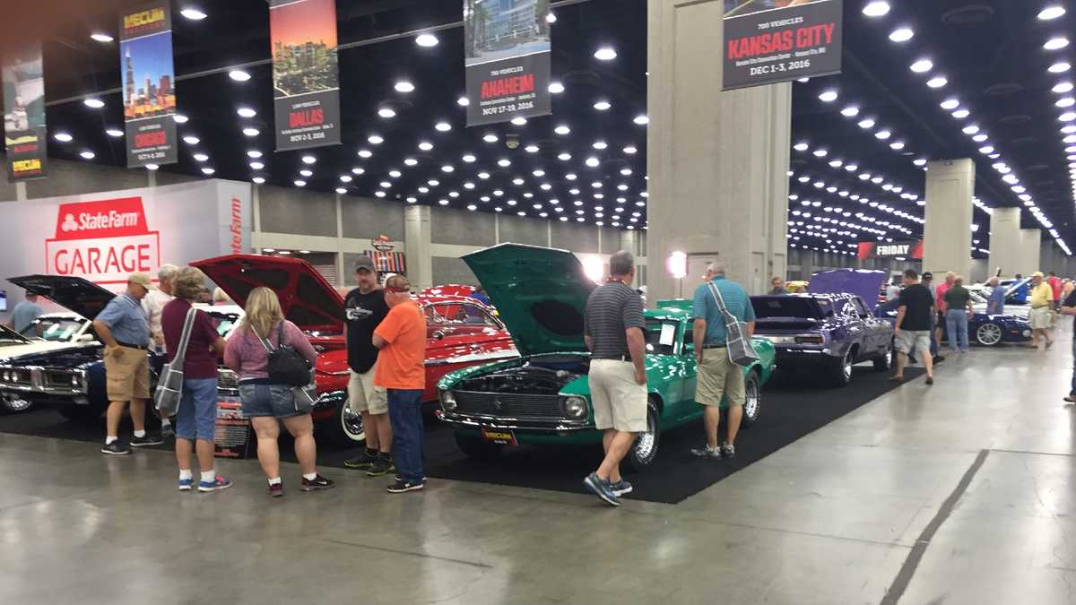 IMAGES: Mecum Auto Auction arrives at Kentucky Expo Center