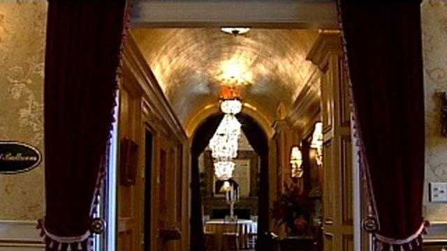 Take look inside Kentucky's mystery castle