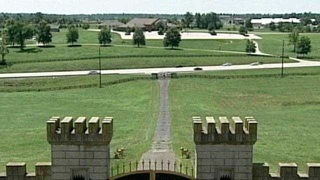 Take look inside Kentucky's mystery castle