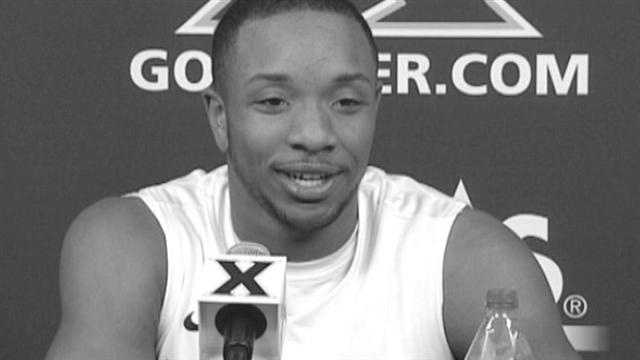 Former Xavier star sues school over expulsion
