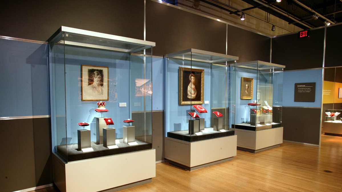 Images: Princess Diana exhibit at Frazier Museum in Louisville