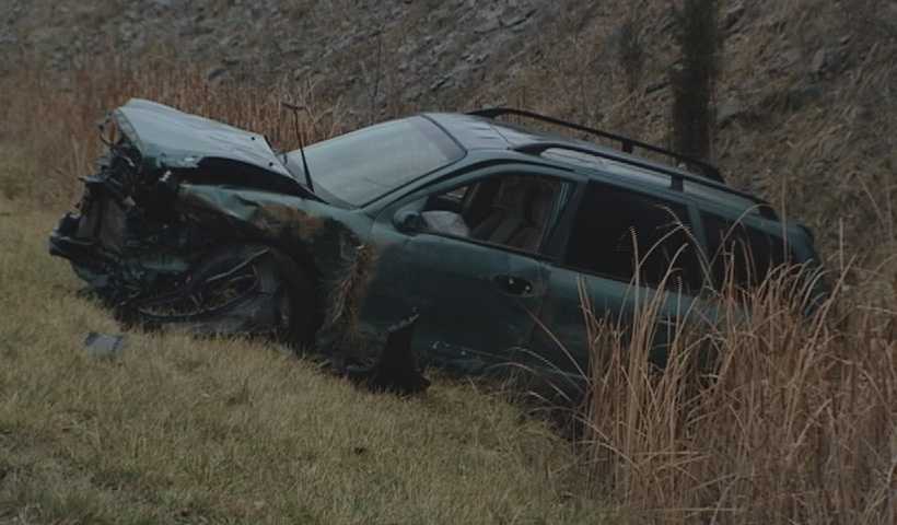 Images: 4 hurt in AA Highway crash