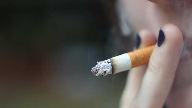 Ohio lawmakers want to allow smoking at some private clubs