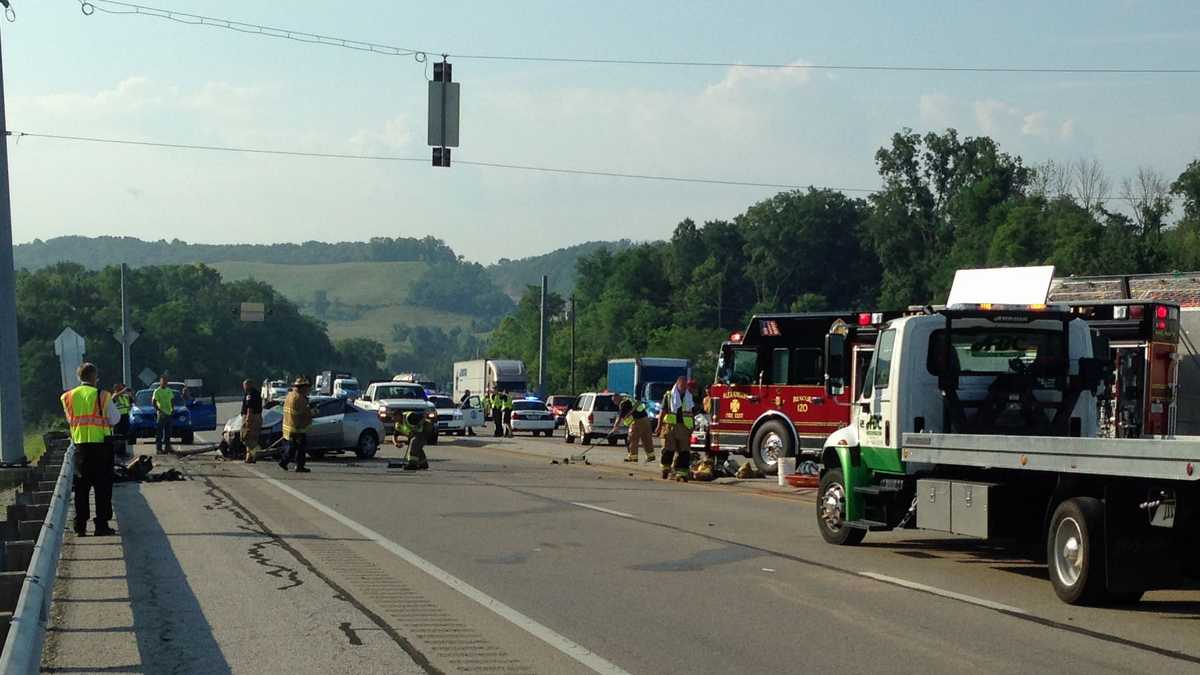 Woman, 2 teens hospitalized after AA Hwy. crash