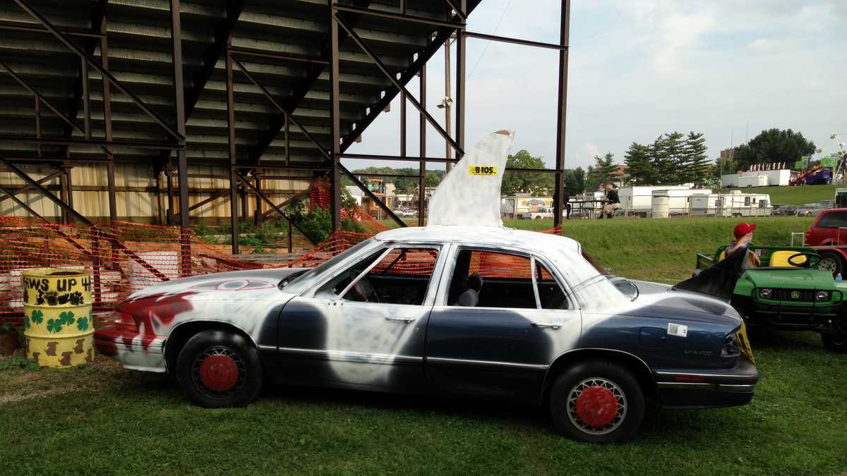 Photos: WLWT's Andrew Setters in demolition derby