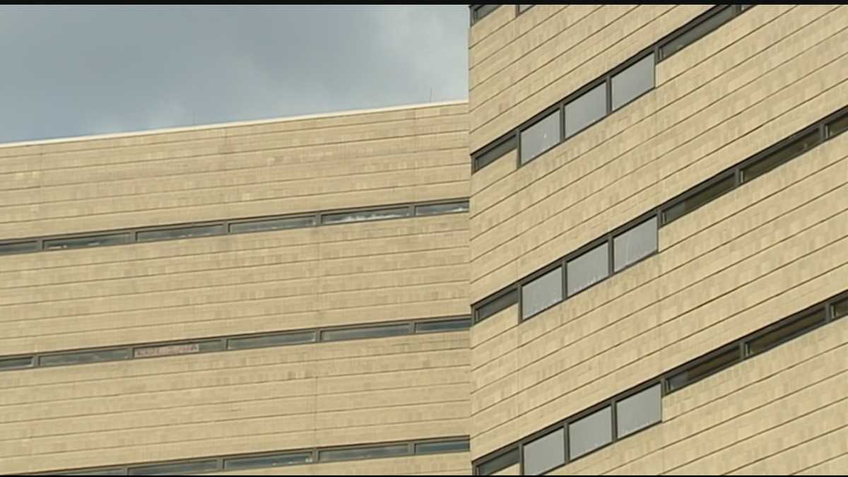 Leis defends his work as sheriff