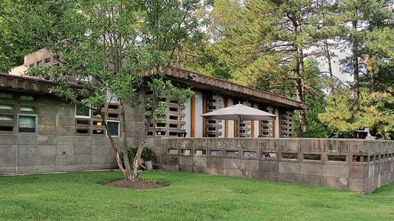 Tour the unique Frank Lloyd Wright Gerald B. Tonkens House