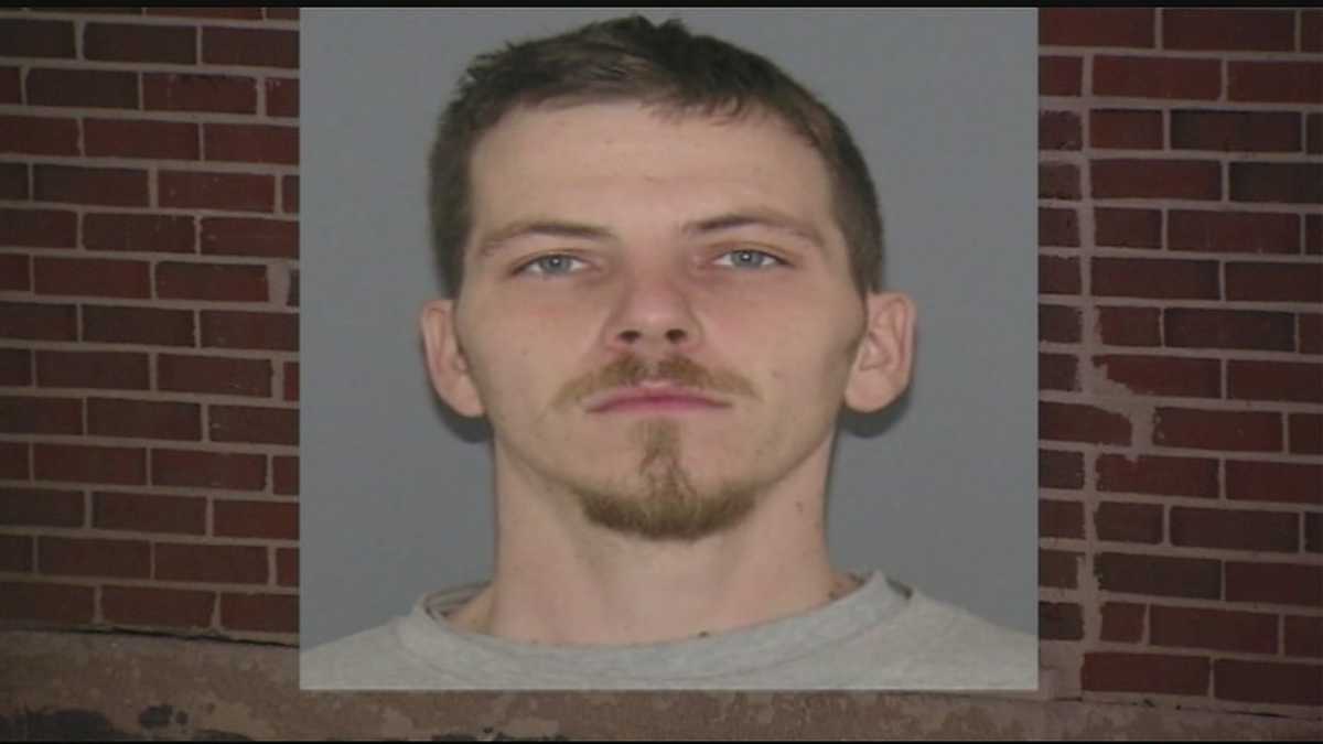 Maintenance man accused of breaking into apartments arrested