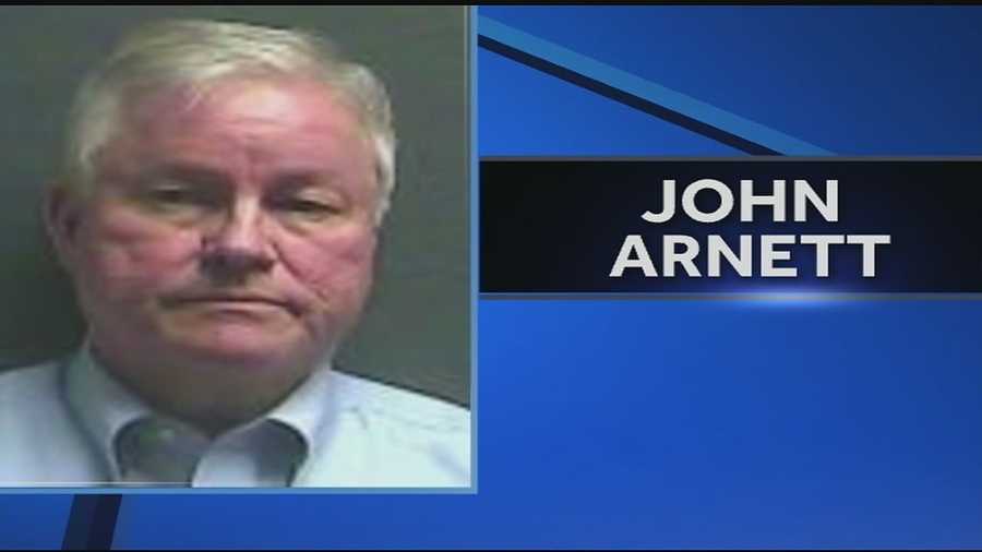 Deputies: NKY attorney stole money from clients, gambled it away