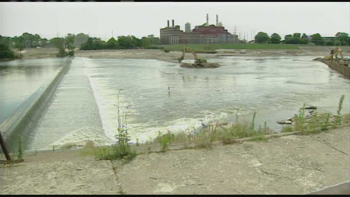 Reward increased for info about pit bull found dead in Great Miami River