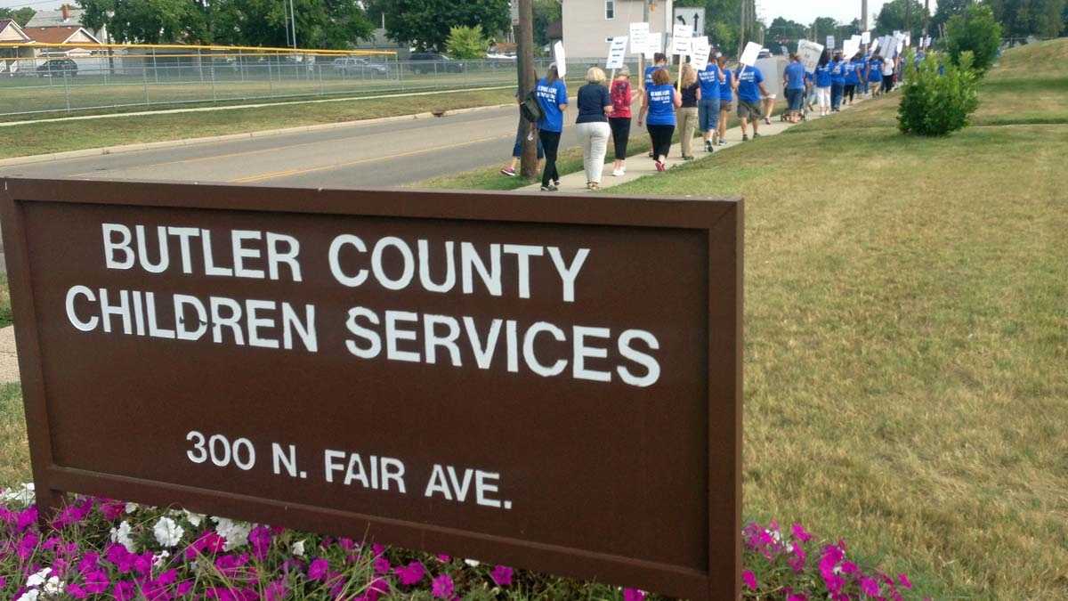 Photos: Butler Co. Children Services strike