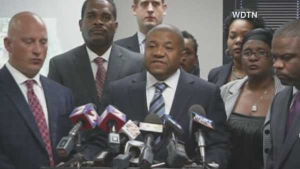Family attorney responds to officer's narrative about fatal Walmart ...