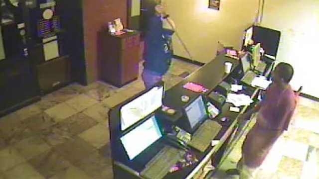Police: Man uses samurai sword in robbery in Beavercreek