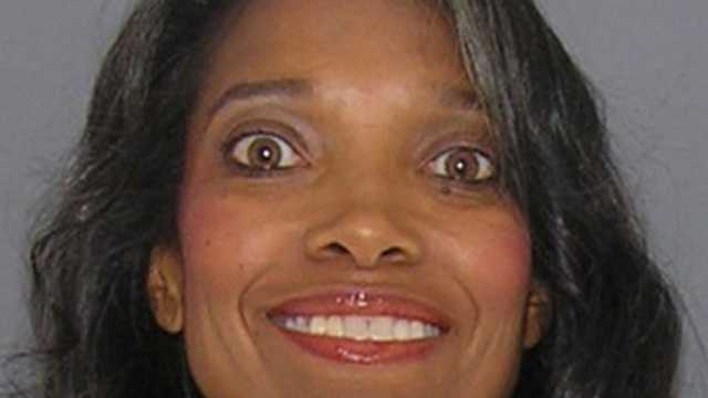 Tracie Hunter pleads not guilty to amended charge; trial set for June 1