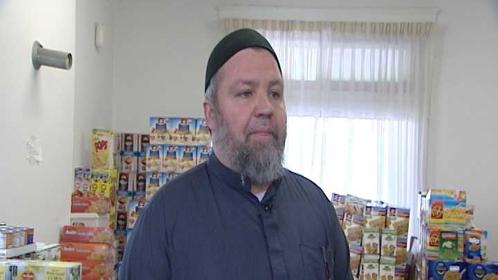 Clifton Mosque participates in national food drive honoring slain Muslims