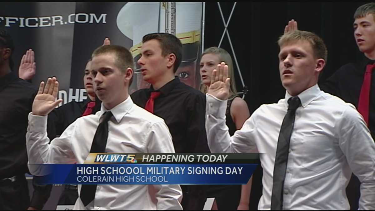 Colerain High School holds ceremony for students joining military branches