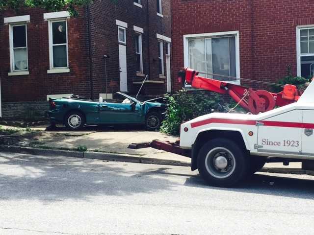 Car hits house in Newport