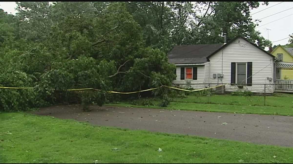 Residents work to clean up aftermath of Tuesday's severe storms