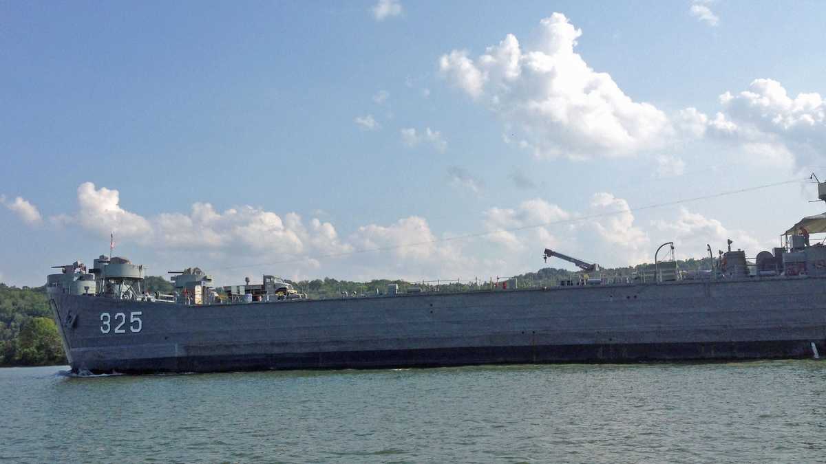 Images: Navy ship cruises up Ohio River