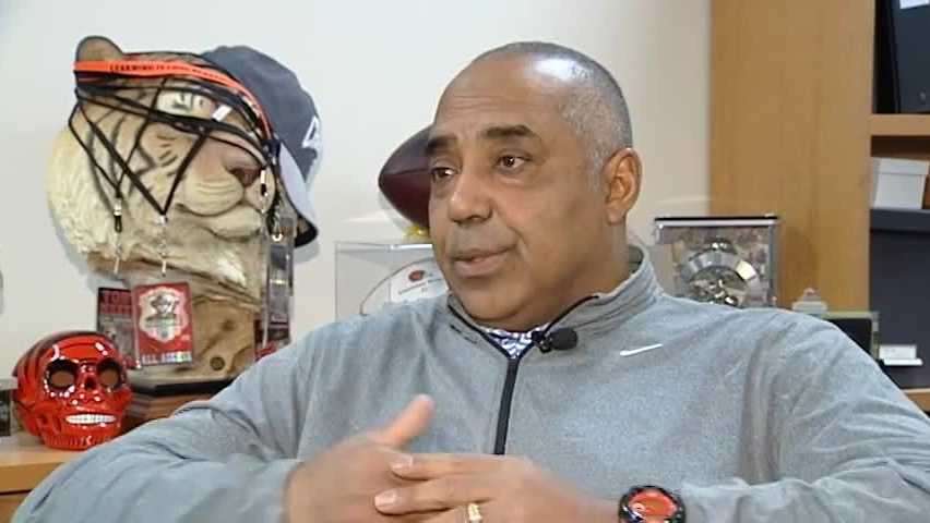 One-on-one: The 2 minutes that will haunt Marvin Lewis