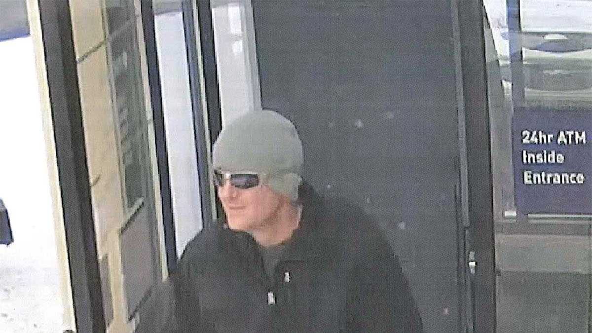 Photos: US Bank robbery suspect