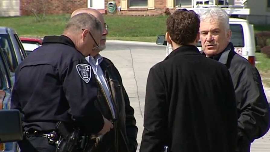 Photos: Elsmere death investigation