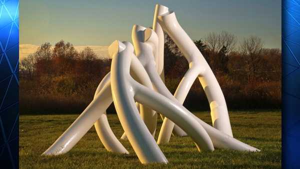 New sculptures at Pyramid Park