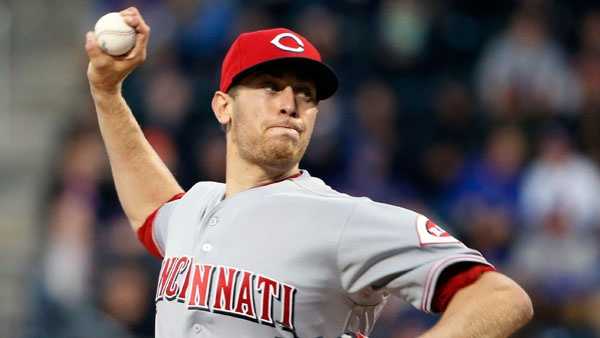 Reds RHP Jon Moscot has season-ending surgery