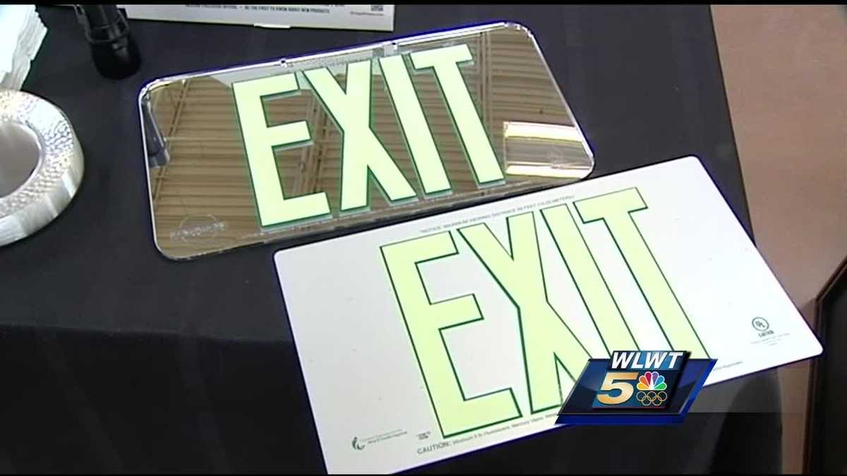 Kroger to use Cincinnati firm's new-tech exit signs in stores