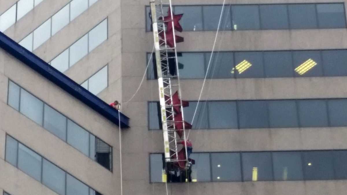 IMAGES: Scaffolding collapses at U.S. Bank Tower