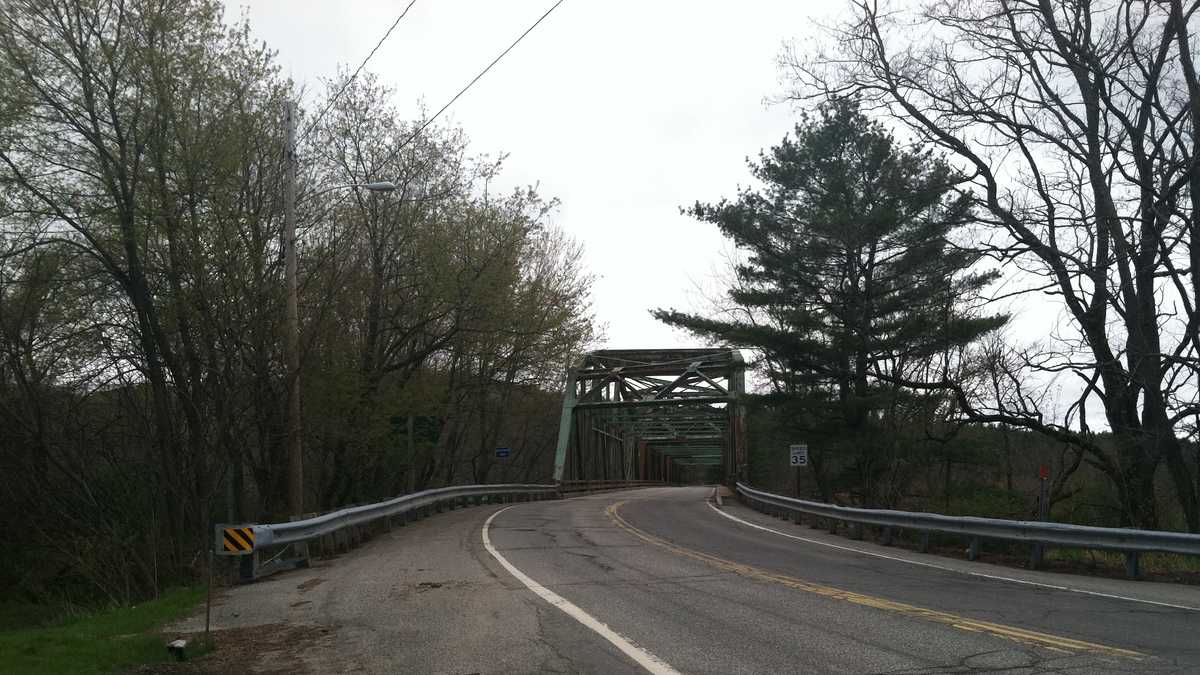 Photos: Aging bridge in need of repairs