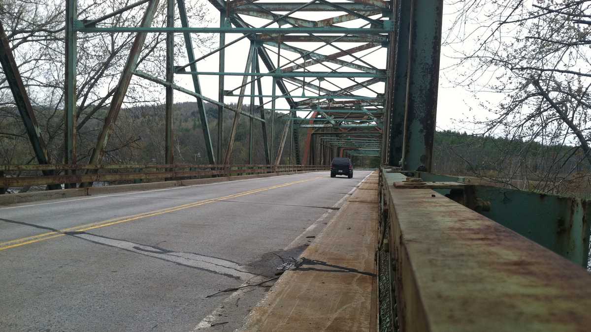 Photos: Aging bridge in need of repairs
