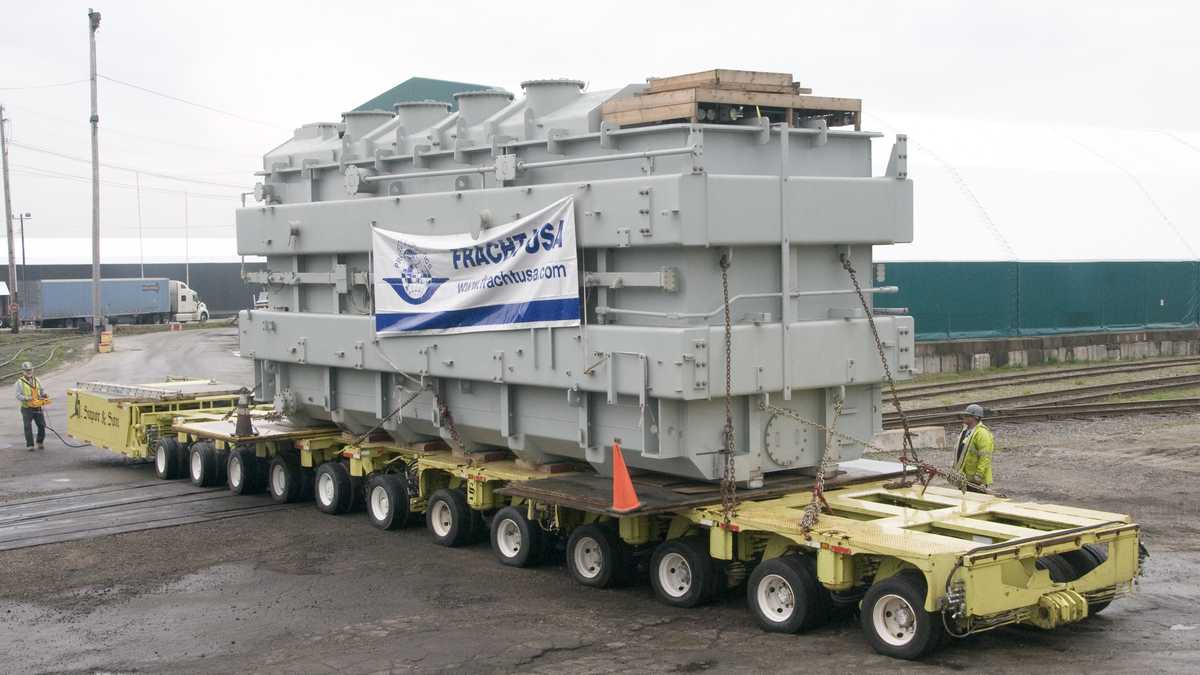Photos: 285-ton transformer delivered to Lewiston