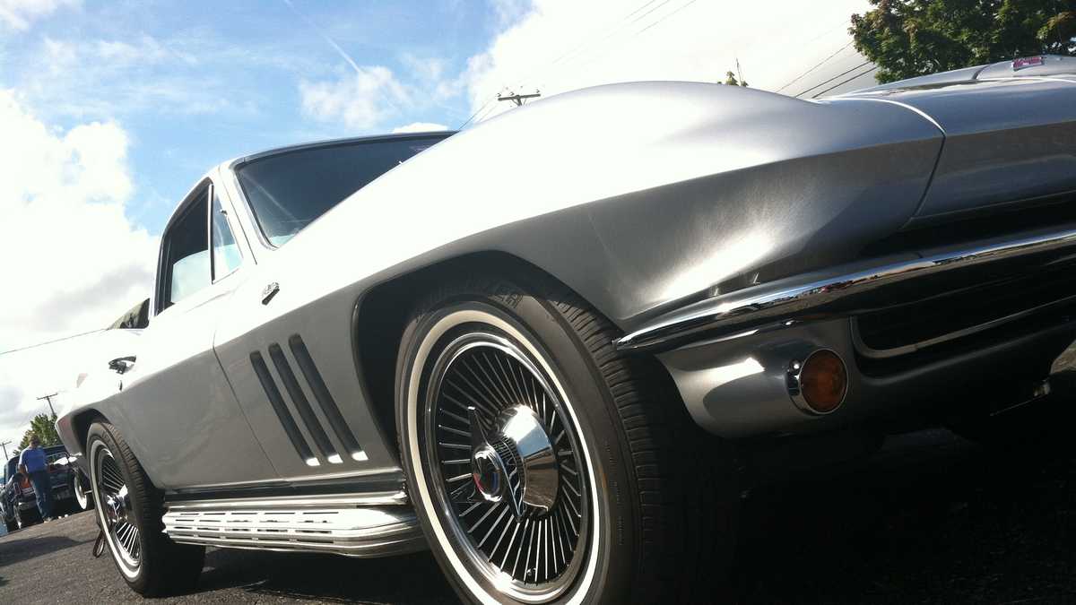 PHOTOS: Toys For Tots Car Show