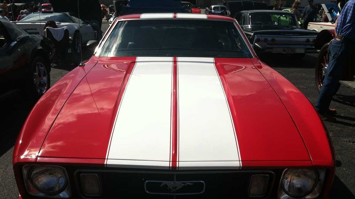 PHOTOS: Toys For Tots Car Show