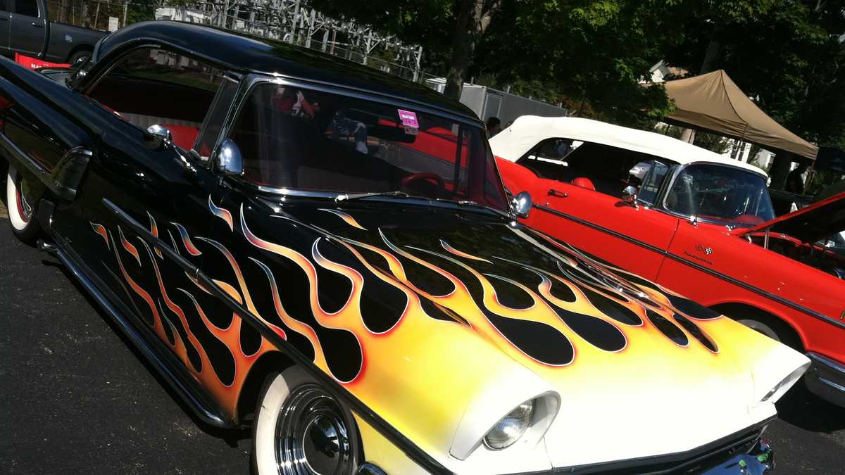 PHOTOS: Toys For Tots Car Show