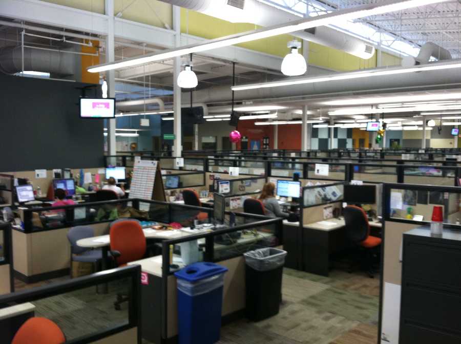Photos: T-Mobile hiring 100 new positions for Oakland call center
