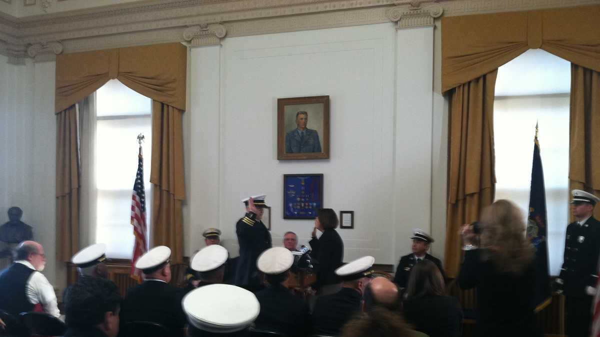 New Portland fire chief sworn in