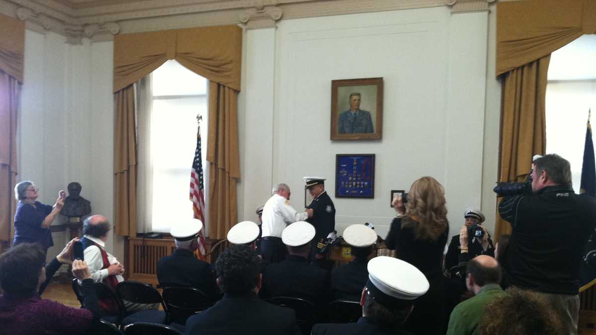 New Portland fire chief sworn in
