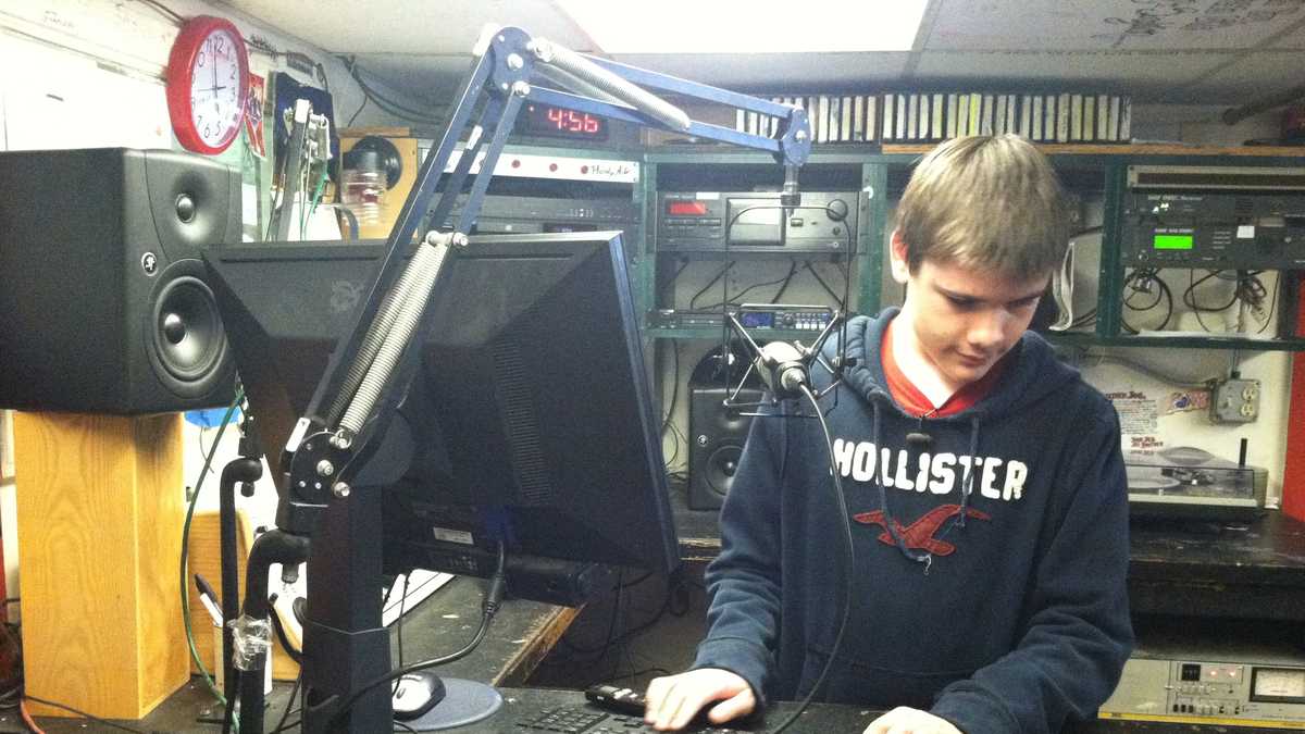 13-year-old blind DJ hosts his own show