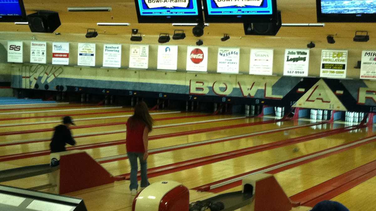 Photos: 'Bowling-For-Veterans' Bowl-A-Thon